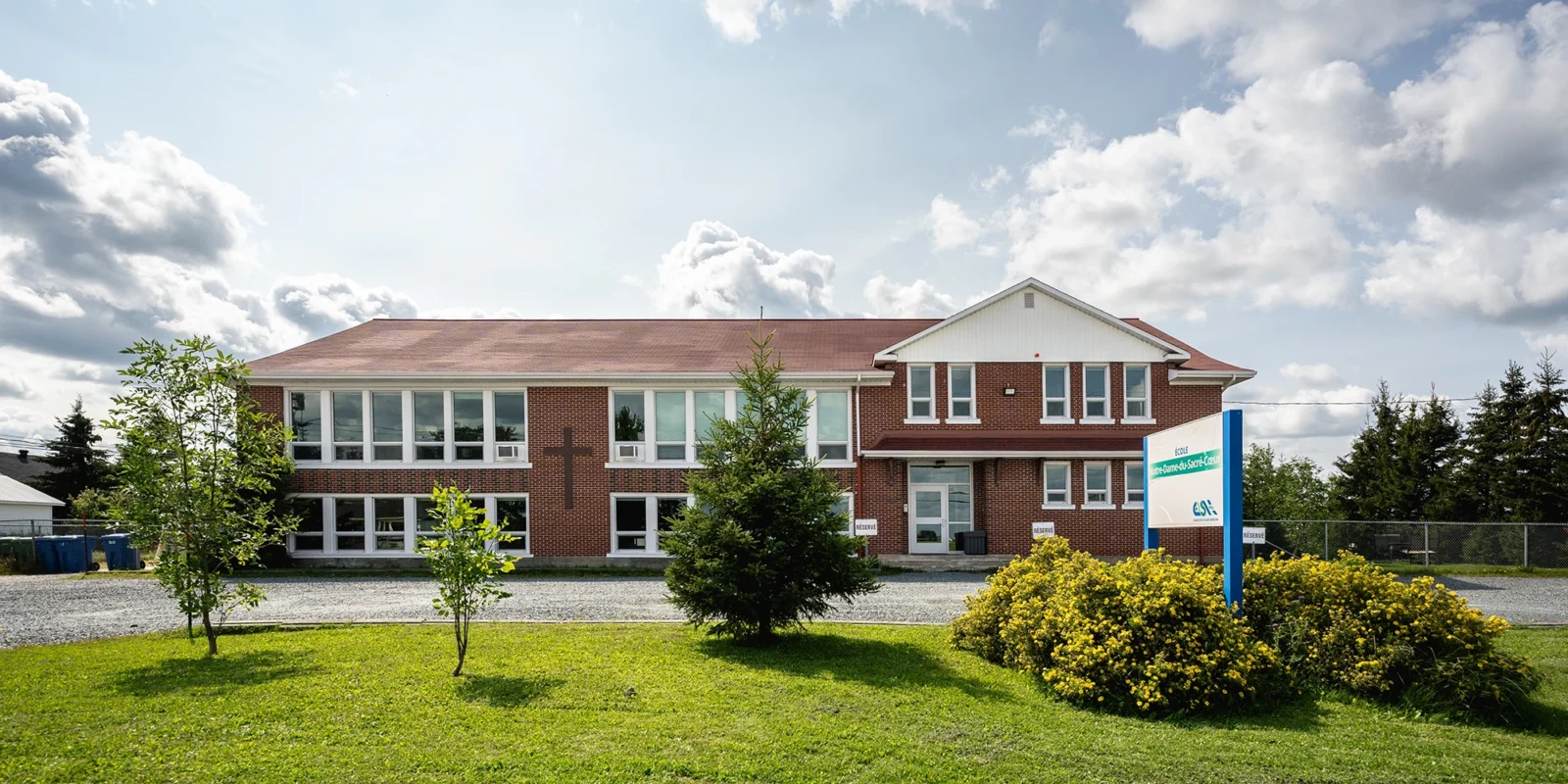 École Saint-Marc–La Corne – Centre de services scolaire Harricana – CSSH